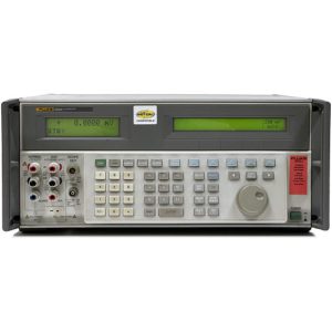 standard-machine_5520A - Voltage